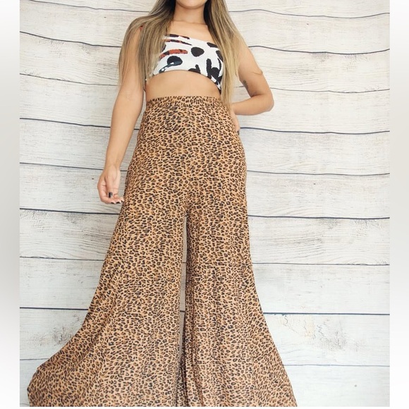 FARM Rio | Pants & Jumpsuits | Farm Rio Soft Knit Wide Leg Pants ...